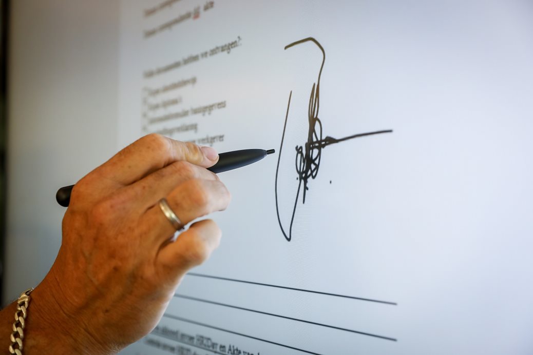 Sneller en duurzamer handtekeningen verzamelen met digitaal onderteken ...